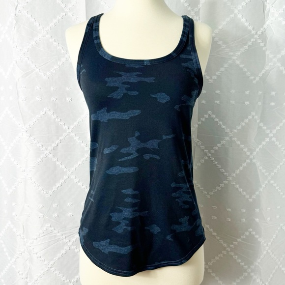 lululemon athletica | Tops | 85 Lululemon Studio Heathered Texture Lotus Camo Oil Slick Blue ...